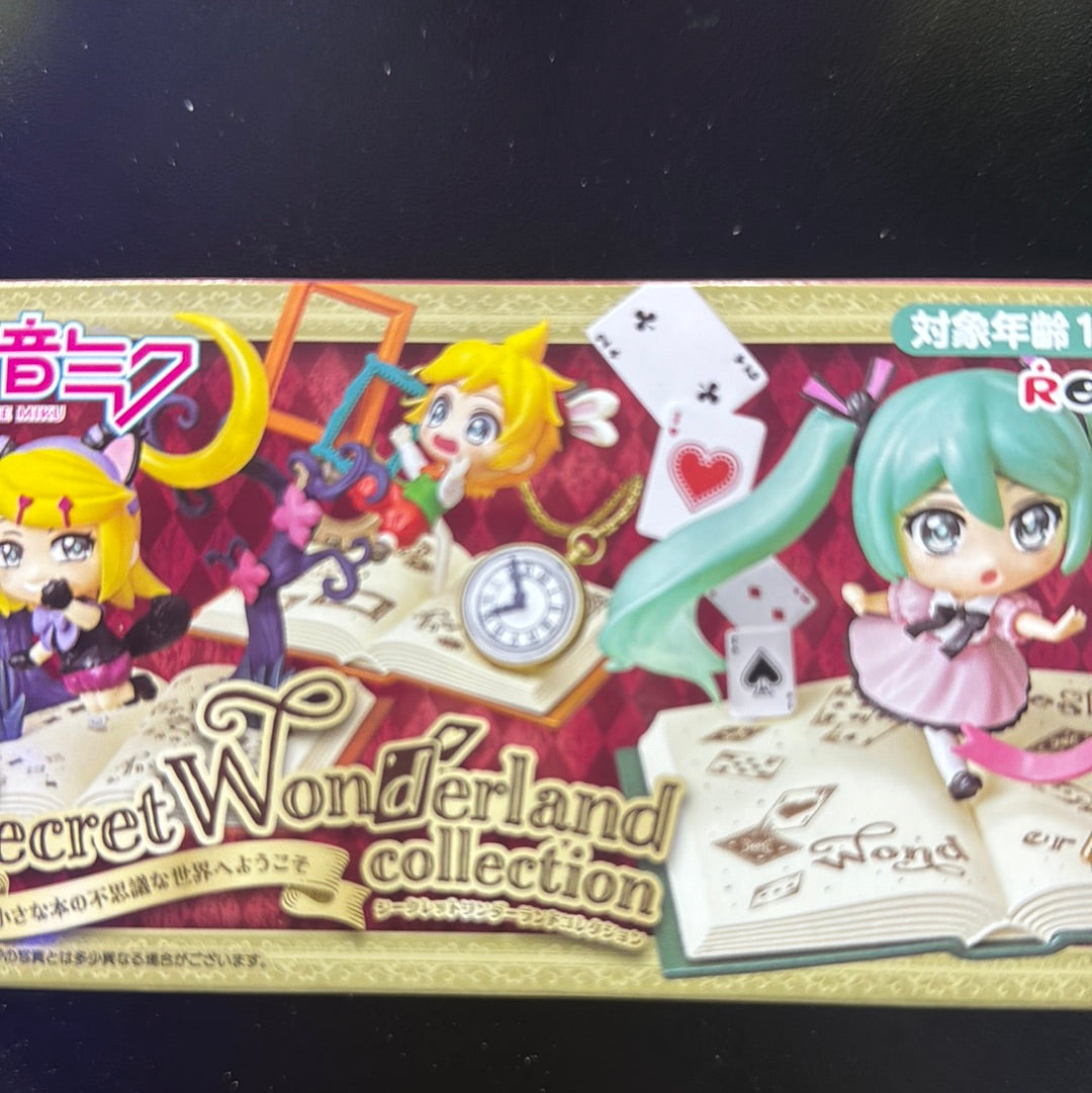 Secret wonderland – R4LUS